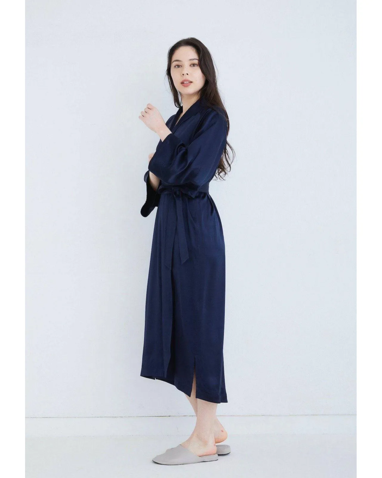 Silk Gaun Navy | Matsuya Ginza